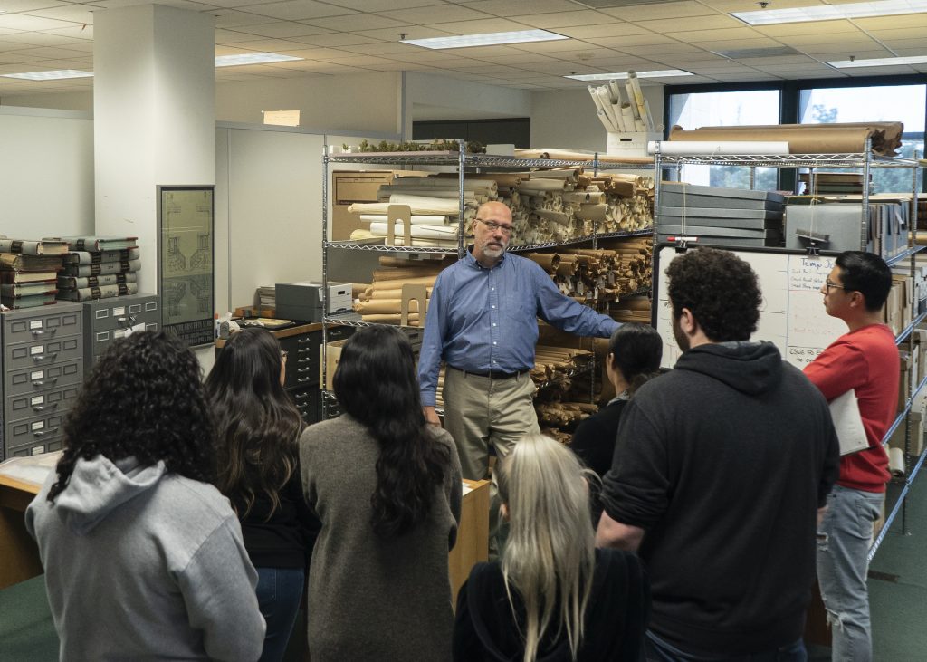 Courses - Historical Research Center | CSU Bakersfield
